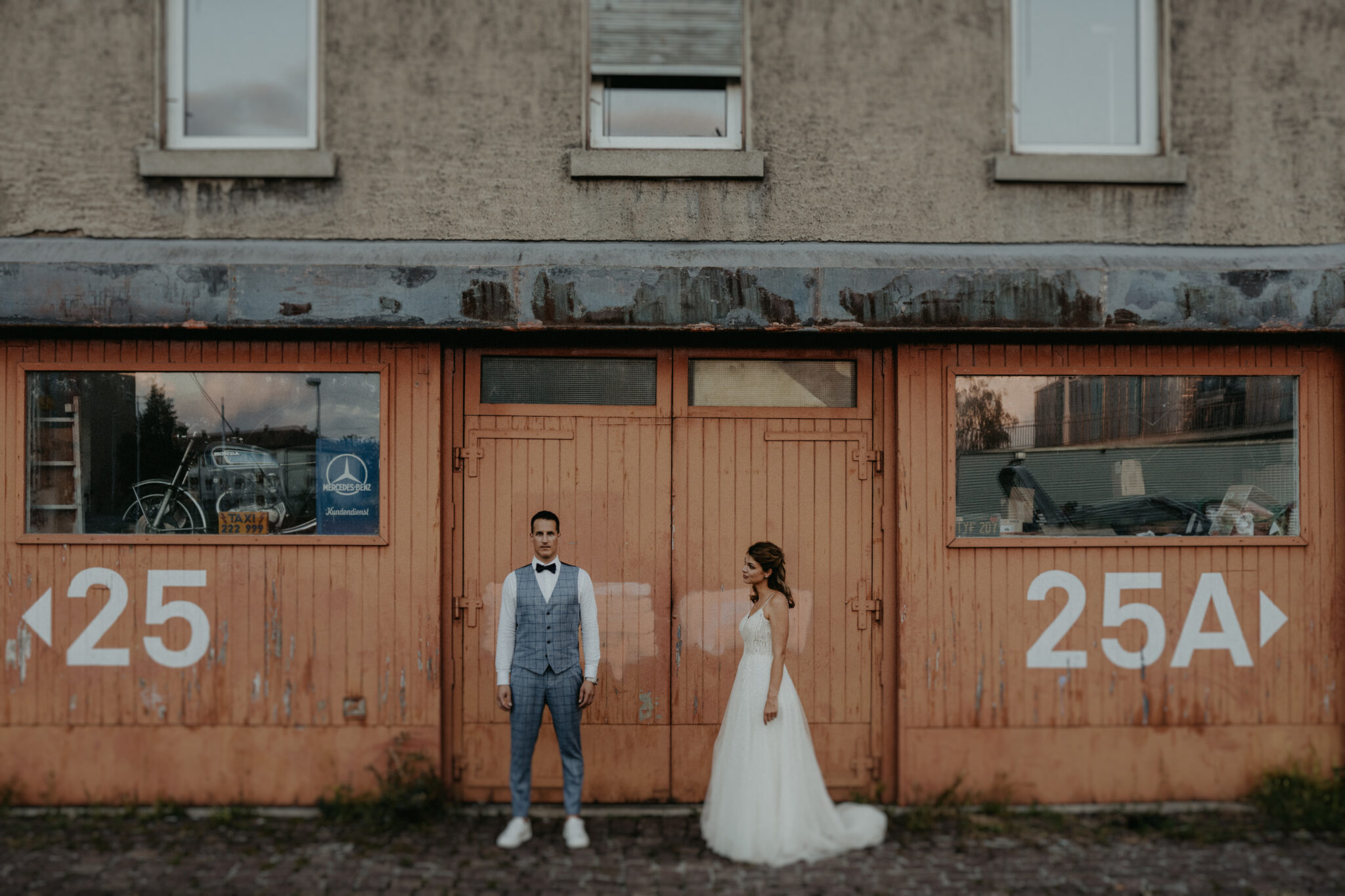 Industrie-Hochzeit am Hafen des Rheins - Liebesding